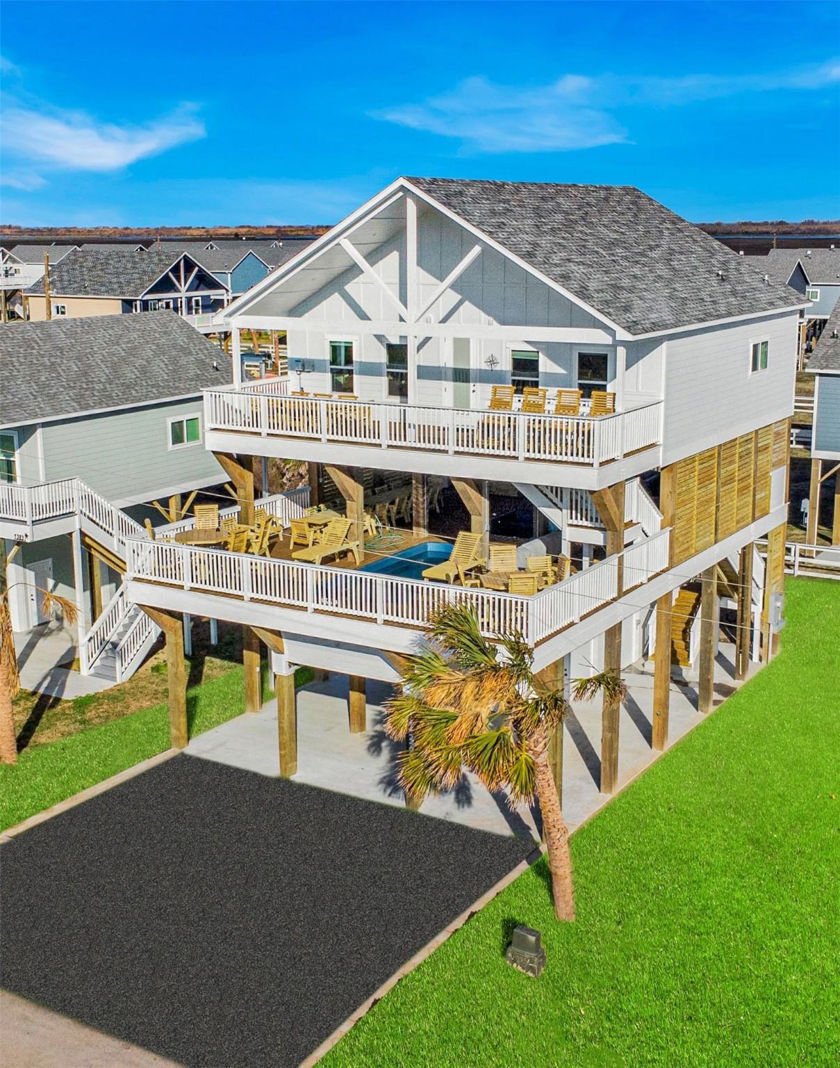 1026 Victoria Lane, Gilchrist, TX - lhrmls-02084588 - Beach-Homes.com