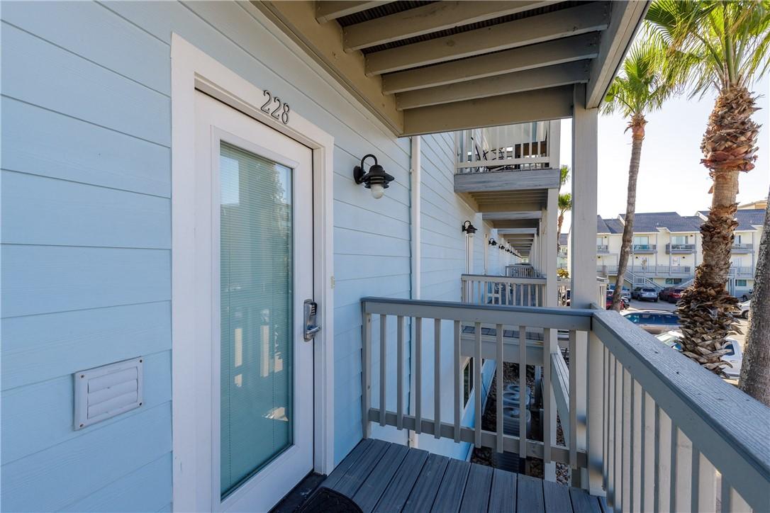 14802 Windward Drive, Corpus Christi, TX - lhrmls-02008294 - Beach ...