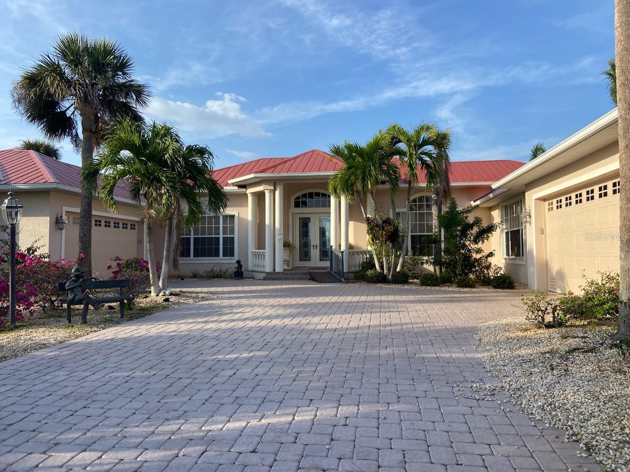 1524 COLUMBIAN DRIVE, PUNTA GORDA, FL - lhrmls-01436896 - Beach-Homes.com