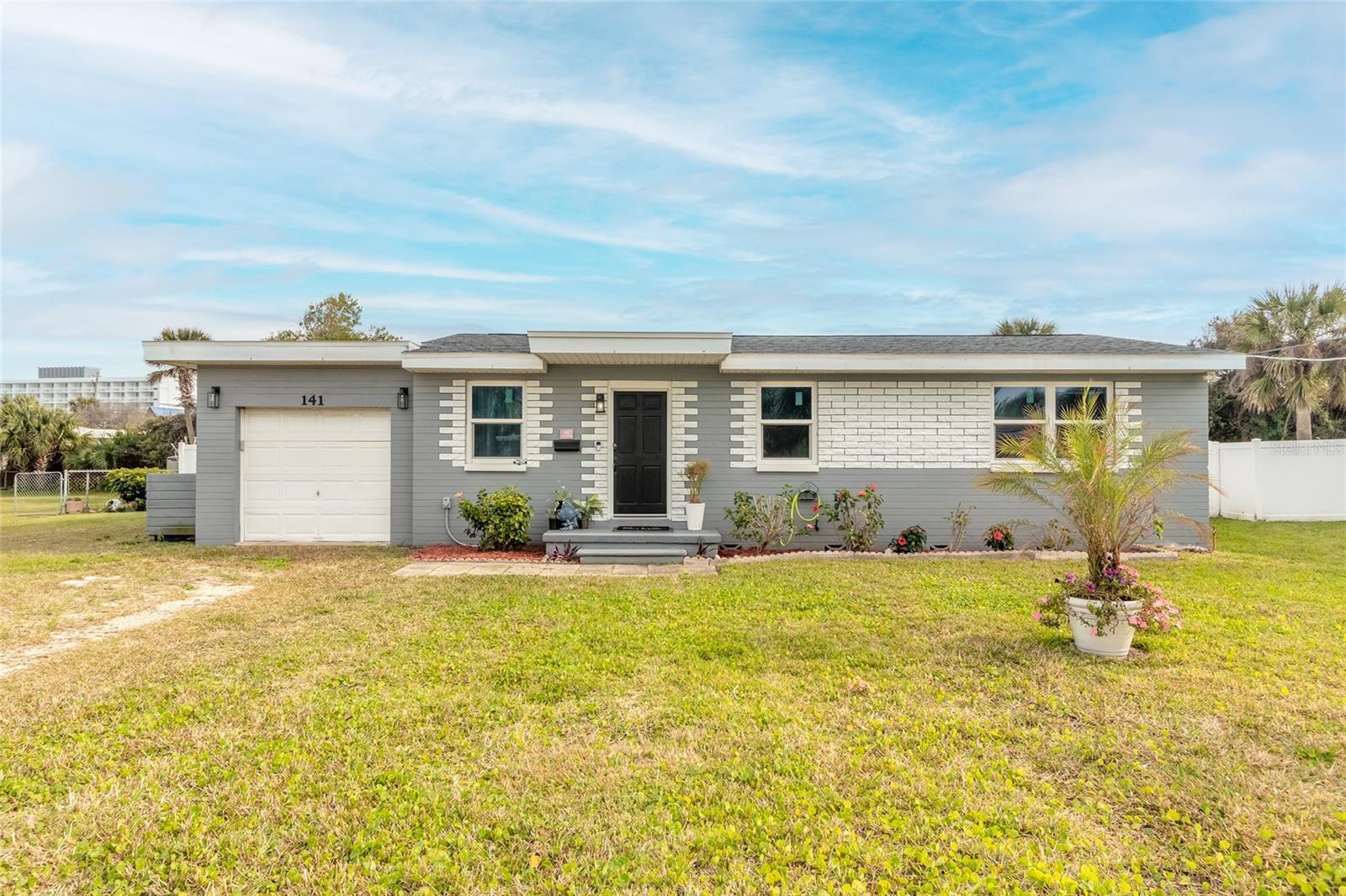 141 LUCKY DRIVE, ORMOND BEACH, FL - lhrmls-02016849 - Beach-Homes.com