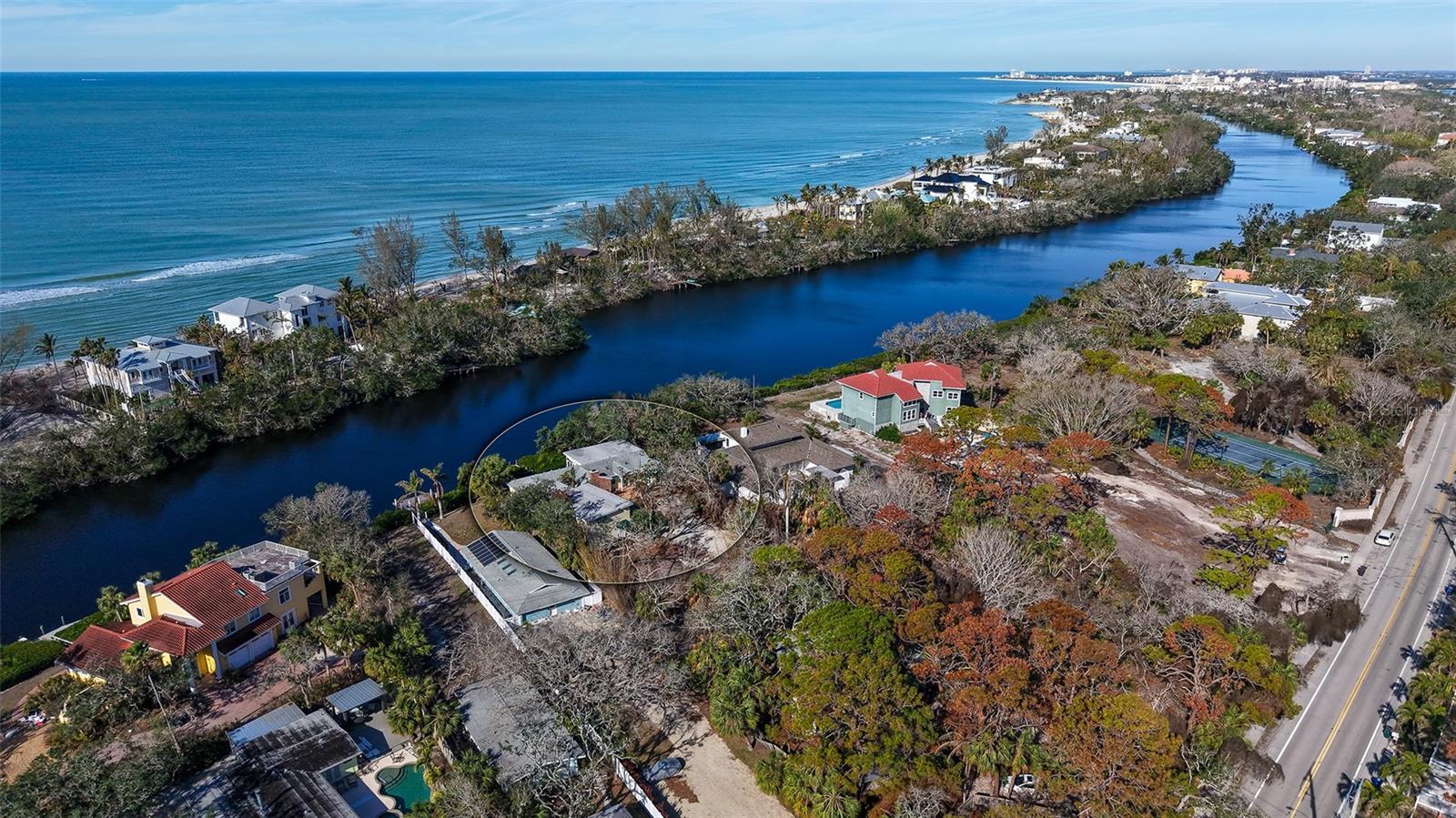 8440 MIDNIGHT PASS ROAD, SARASOTA, FL - lhrmls-02641010 - Beach-Homes.com