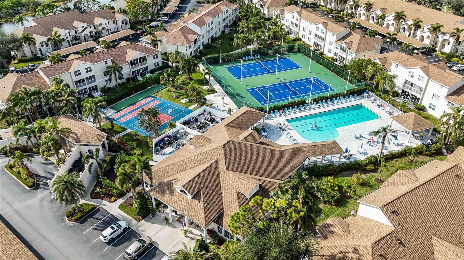 8335 GLENROSE WAY, SARASOTA, FL - lhrmls-02704533 - Beach-Homes.com