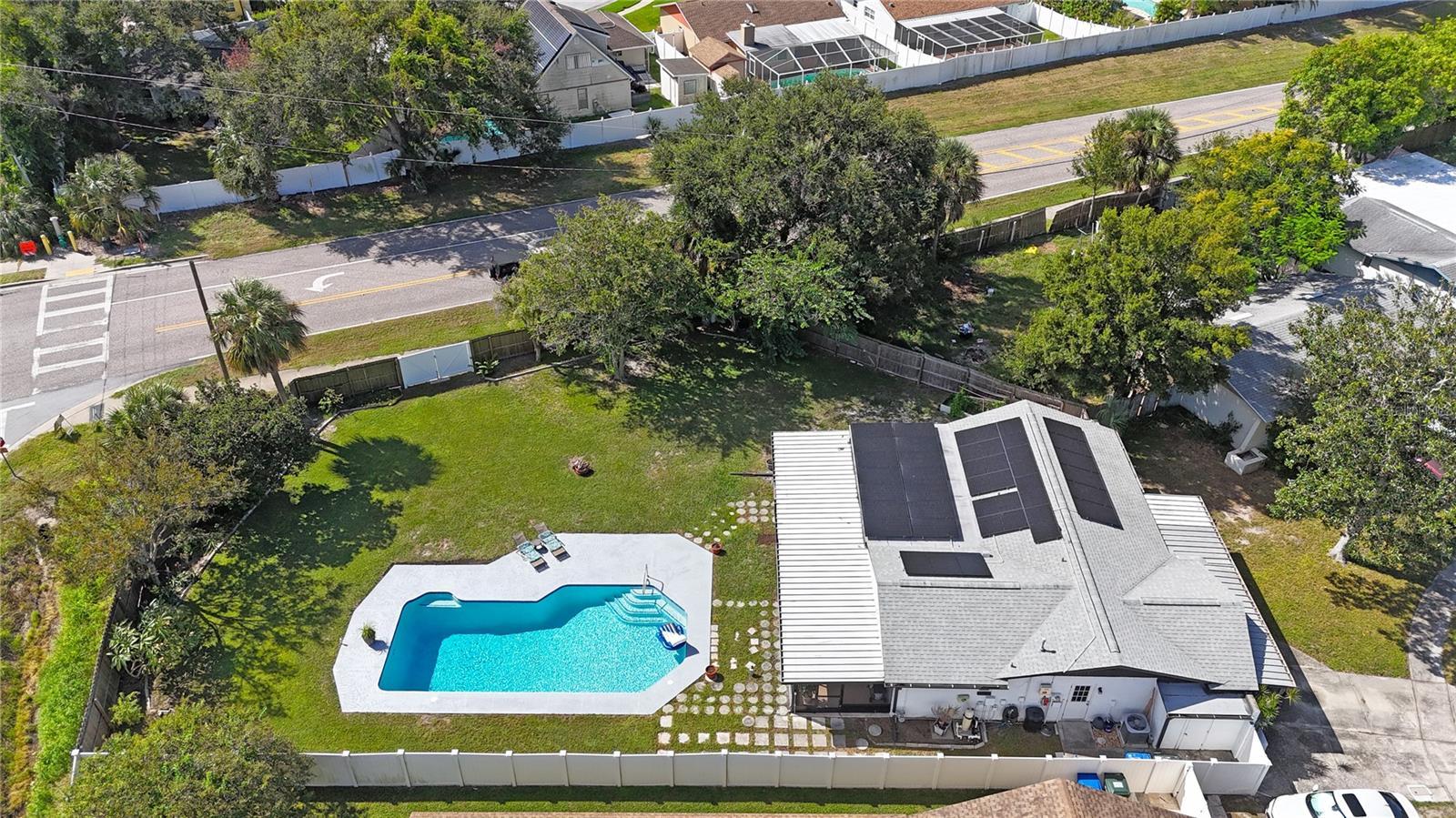 2809 FULTON STREET SW, LARGO, FL - lhrmls-03527124 - Beach-Homes.com