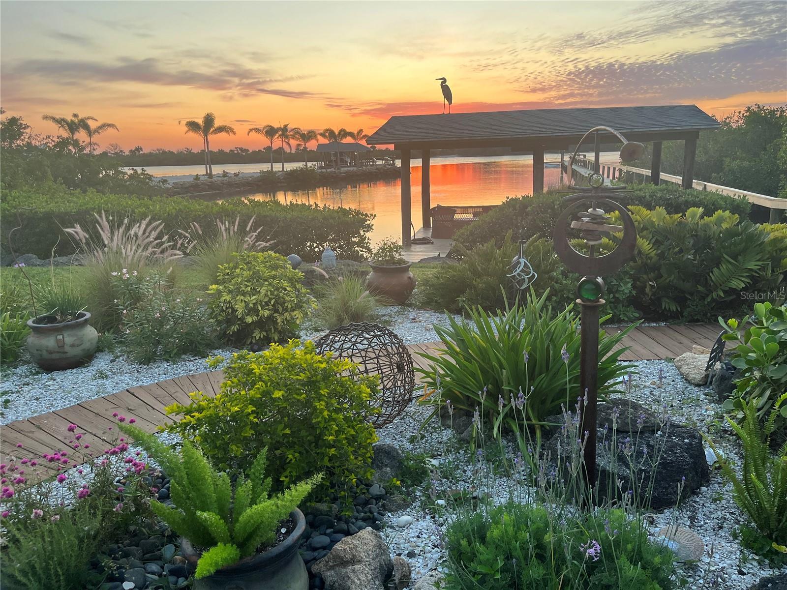 208 VIRGINIA STREET, EDGEWATER, FL - lhrmls-02155401 - Beach-Homes.com