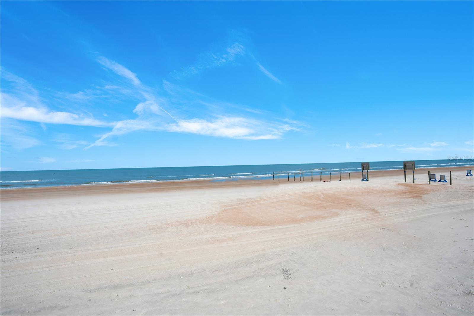 219 S ATLANTIC AVENUE, DAYTONA BEACH, FL - lhrmls-02388526 - Beach-Homes.com